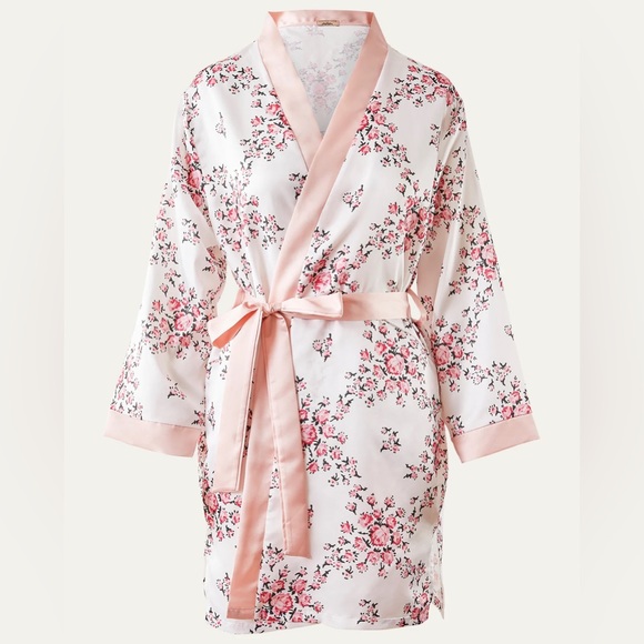 Morgan Lane | Intimates & Sleepwear | Morgan Lane Satin Robe Size Sm ...